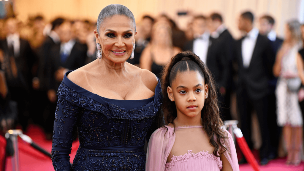 Blue Ivy Carter channels mom Beyoncé in pink: supports grandmother Tina ...